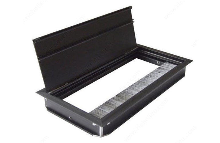 Richelieu 213532290 Rectangular Grommet with Brush | Touchboards